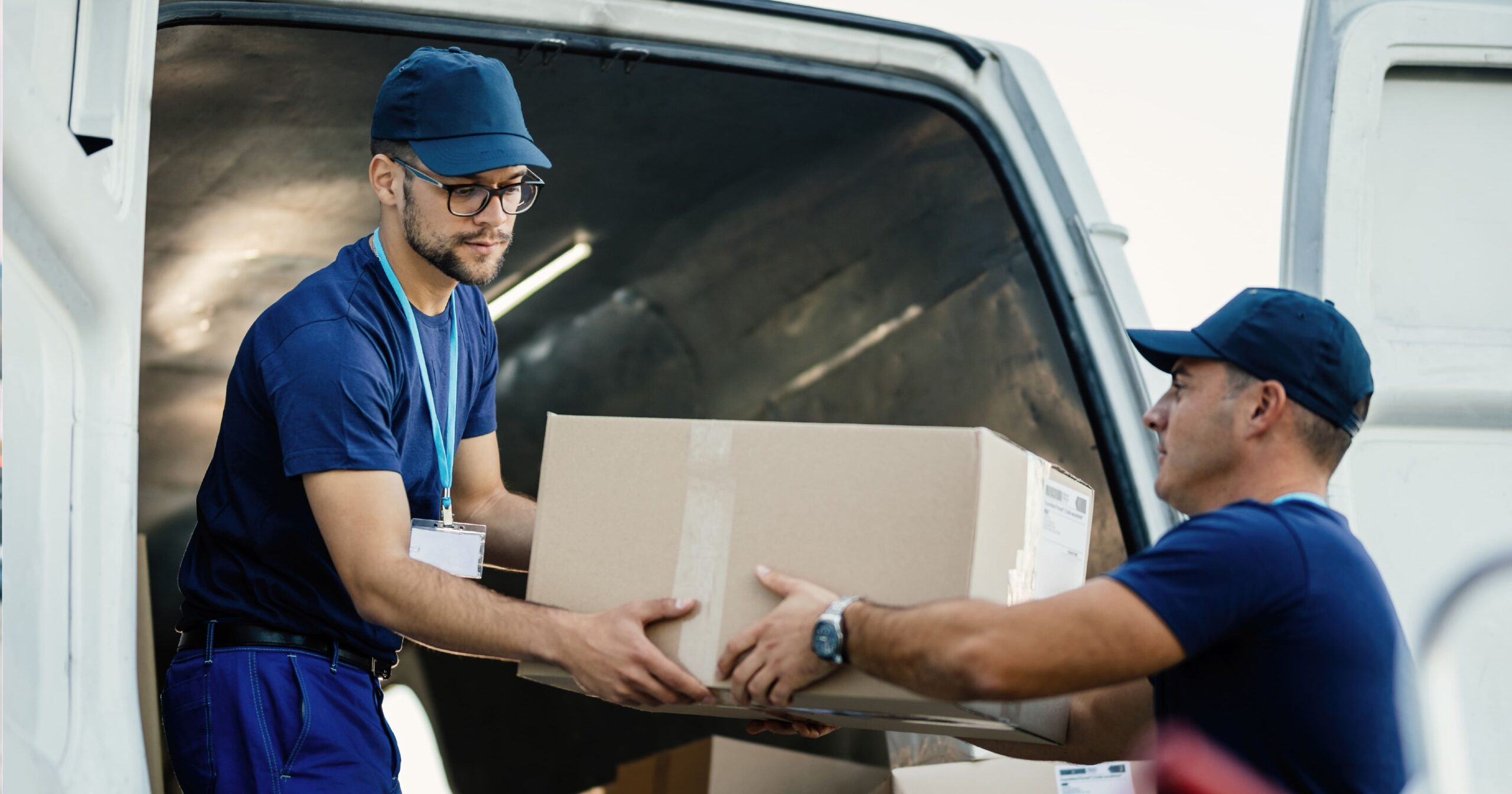 Group Transportation Logistics: 5 Challenges & Solutions